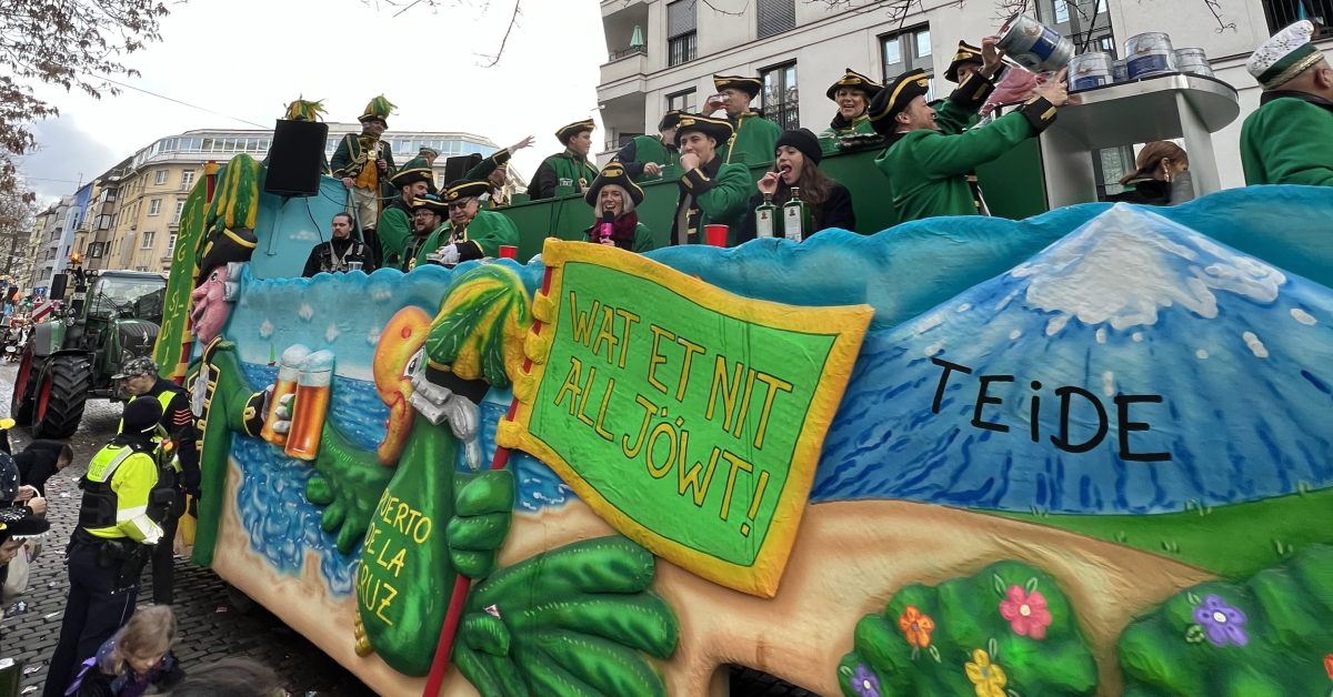 Teneriffa-Karneval: So feiert Puerto de la Cruz in Düsseldorf • Bild 1 von 16